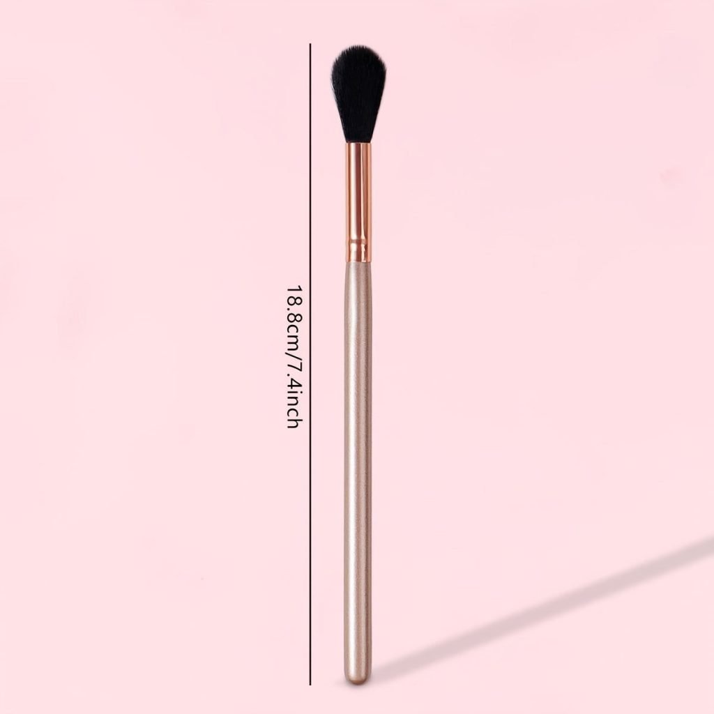 Ultra Soft Tapered Highlighter Brush - Flawless Precision & Control ...